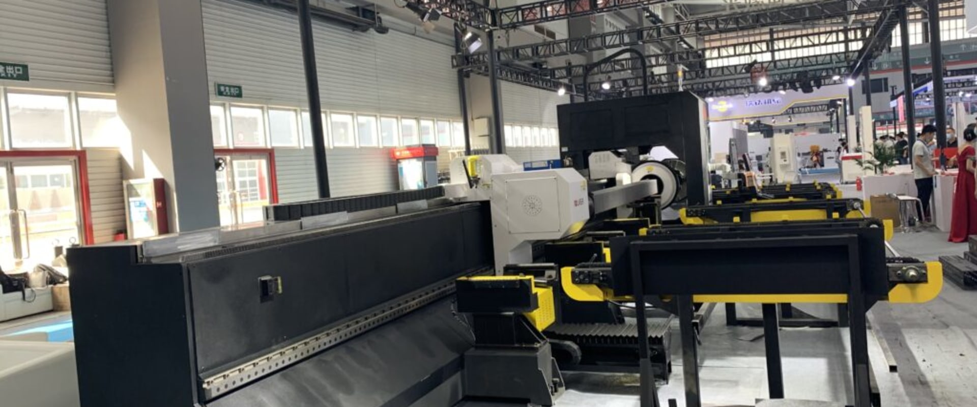 La guida definitiva per comprendere il costo del taglio laser